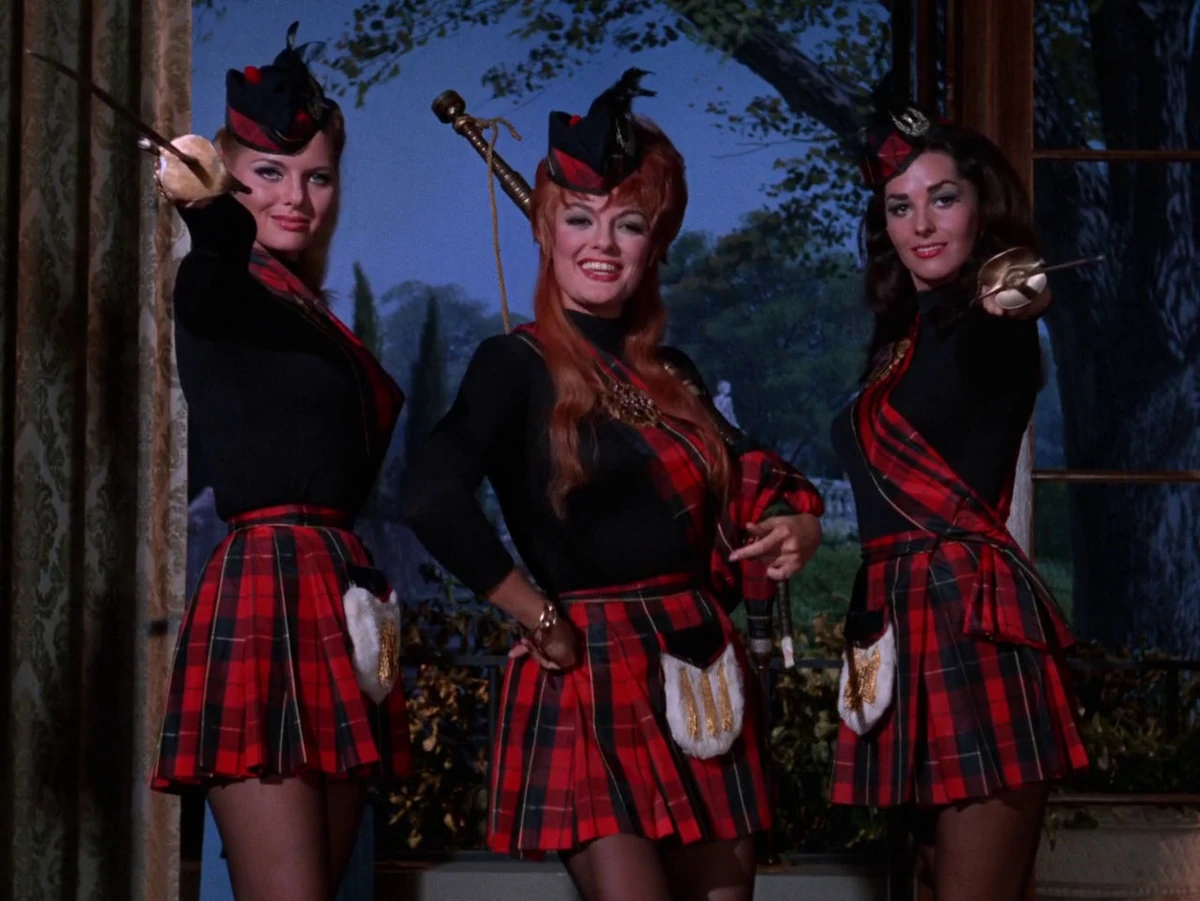 Doe, Rae, and Mimi | Batman Wiki | Fandom