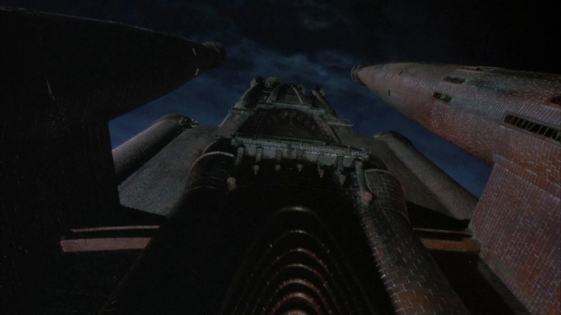 Gotham Cathedral | Batman Wiki | Fandom