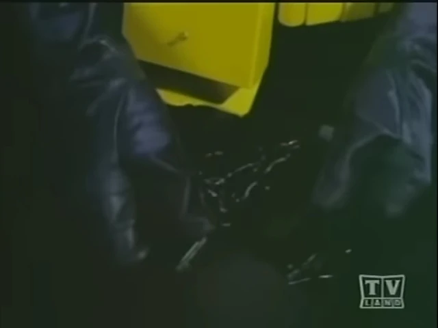 Bat-Cuffs (Dozierverse) | Batman Wiki | Fandom