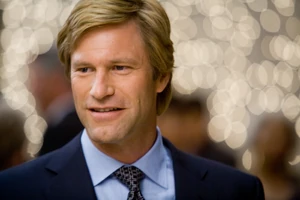 Aaron Eckhart as Harvey Two-Face/Gallery | Batman Wiki | Fandom