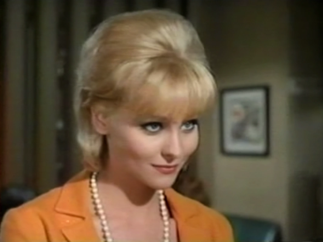 Lisa | Batman Wiki | Fandom