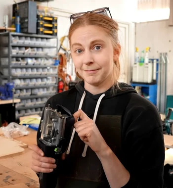 Simone Giertz | BattleBots Wiki | Fandom