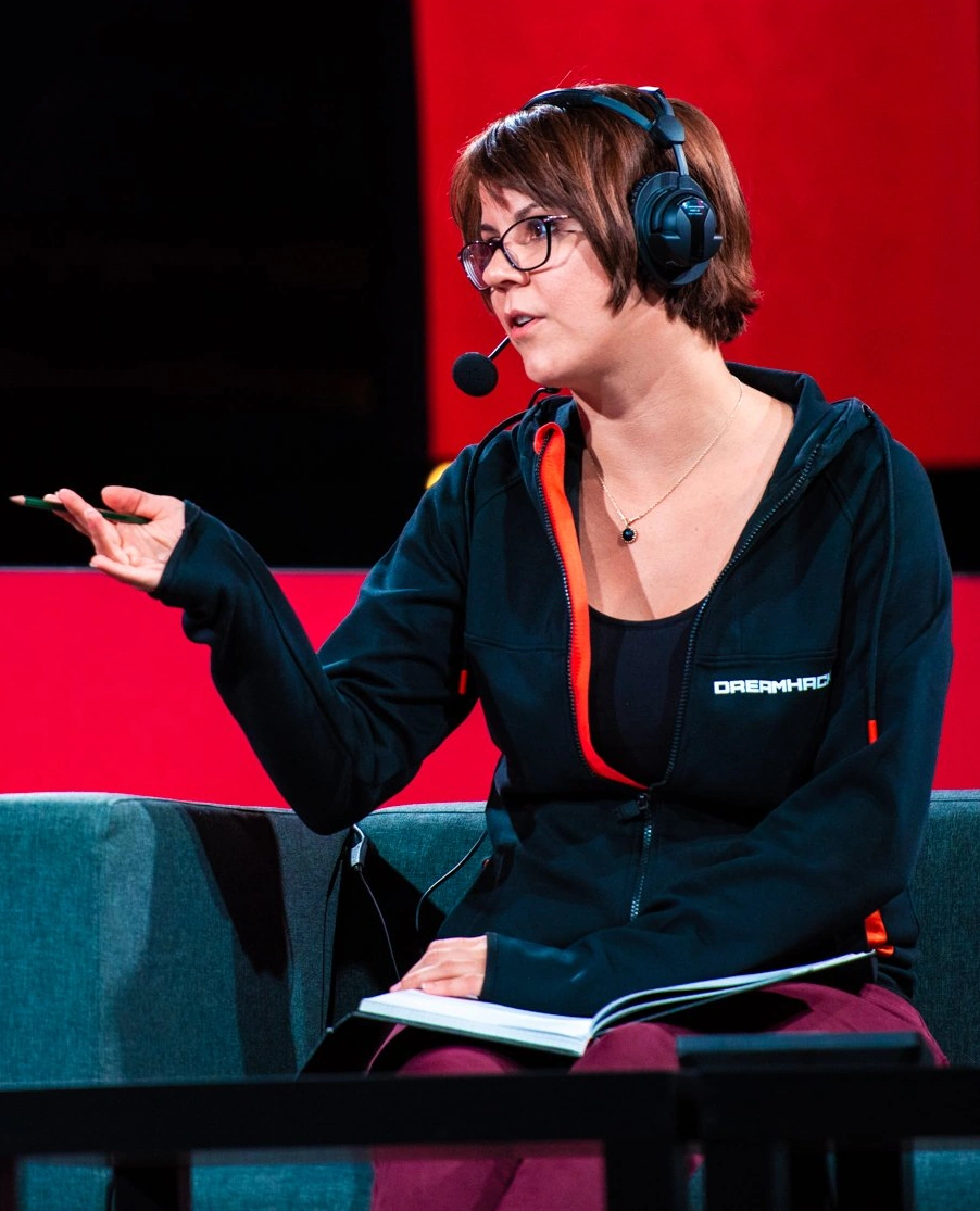 Kelly Link | BattleBots Wiki | Fandom