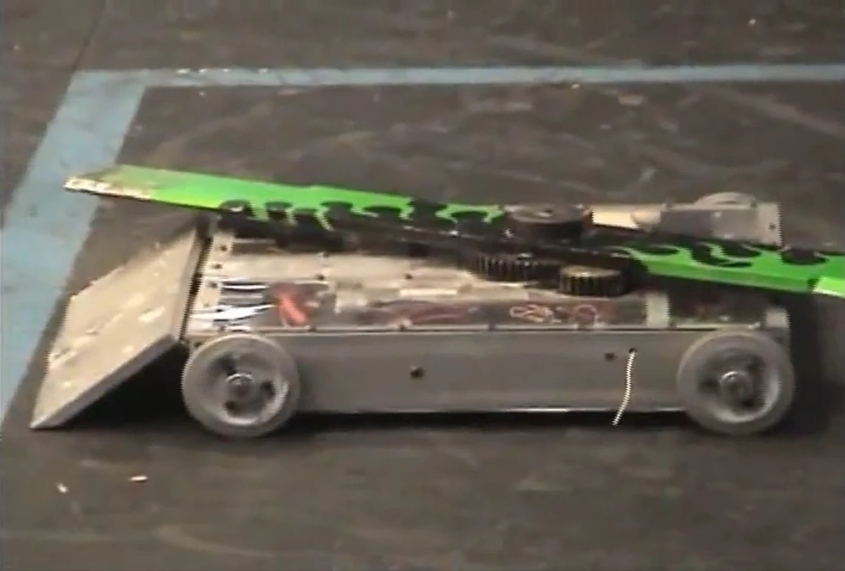 Green Wave | BattleBots Wiki | Fandom