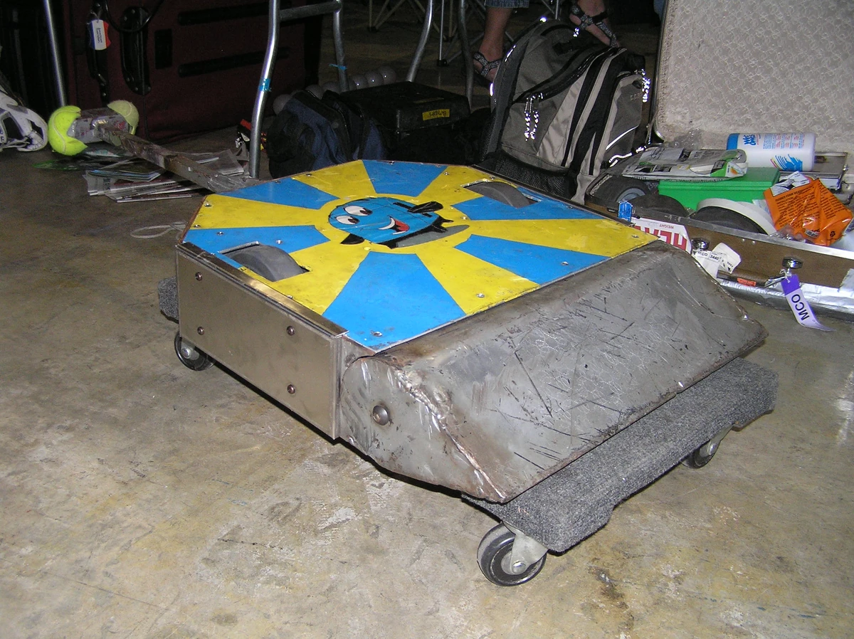 Chaos Toaster | BattleBots Wiki | Fandom