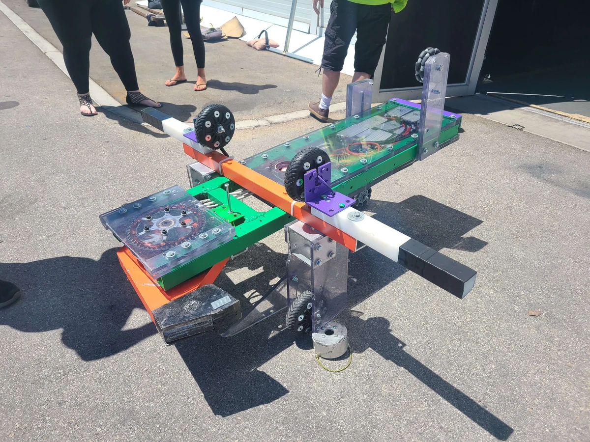 Traves T. | BattleBots Wiki | Fandom