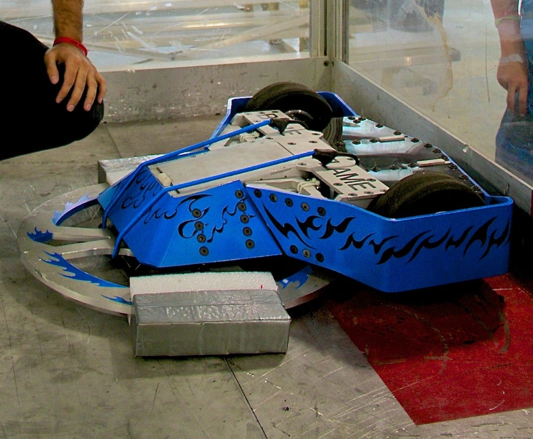 Blue Flame | BattleBots Wiki | Fandom