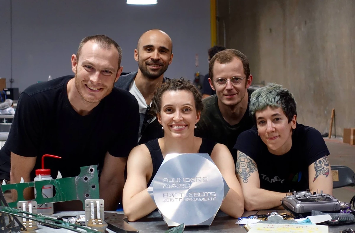 Founder's Award | BattleBots Wiki | Fandom