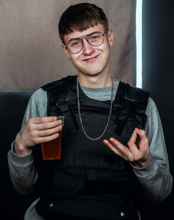 B1GVZZ | Баттл-рэп России вики | Fandom