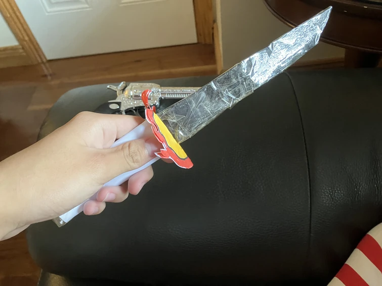 My Sister made Tanjiro’s Katana with Kyojuro’s Hilt but it looks like a Dagger. | Fandom