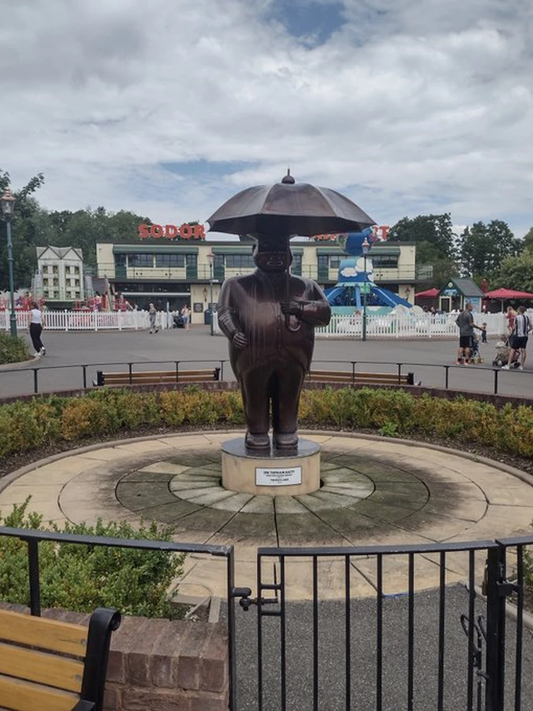 I went on a trip to Drayton Manor, dating back to June. | Fandom