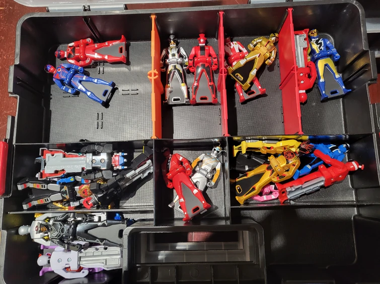 Retro Review: PART 1 - GOKAIGER WEAPONS, MORPHERS, KEYS | Fandom