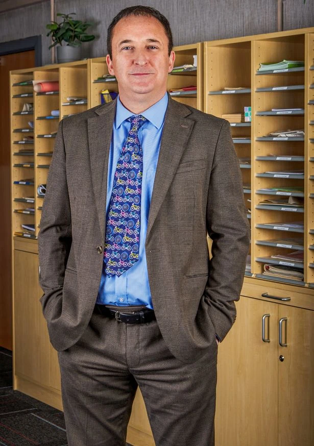 Neil Guthrie | BBC Waterloo Road Wiki | Fandom