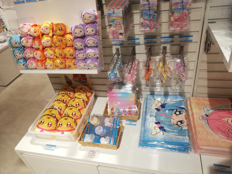 I went to Pretty Cure Pretty Store. Limited time products that will be ...