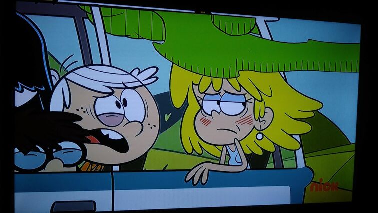 Lori Farts And Thinks She Saids Its The Seat It Doesnt Its Her Body From Tripped Fandom