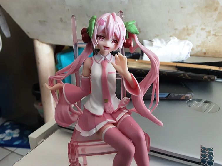 what miku is this again? I WANTED STRAWBERRY MIKU. GIVE ME A REFUND. | Fandom