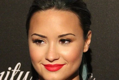 Moises Arias 2022 Height