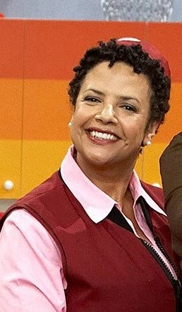 Postie | Bear Behaving Badly Wiki | Fandom