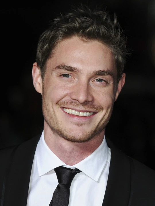 Max Brown | Wiki Beauty And The Beast | Fandom