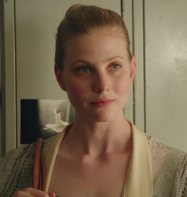 Victoria Hansen | Beauty and the Beast Wiki | Fandom