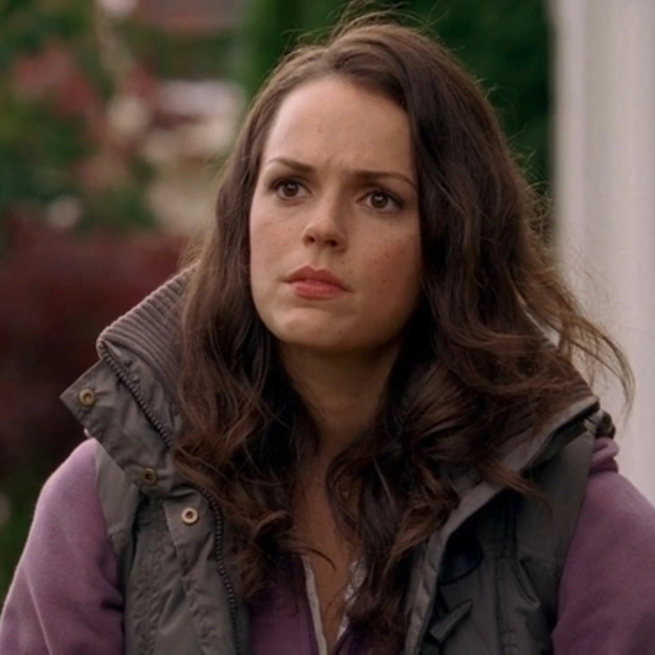 Elizabeth Higgins | Snazzyfluff Wiki | Fandom