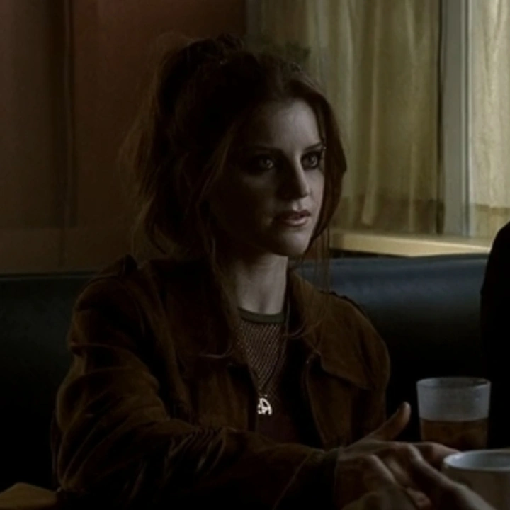 Elizabeth Bond | Snazzyfluff Wiki | Fandom