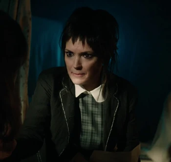 Lydia Deetz | Beetlejuice Wiki | Fandom