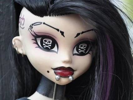 Fiona Fatale | Bleeding Edge Goths Wiki | Fandom