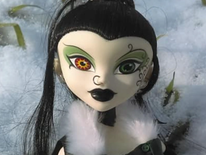 Alindria Devour | Bleeding Edge Goths Wiki | Fandom