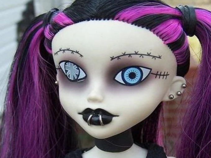 Anarchy Annie | Bleeding Edge Goths Wiki | Fandom