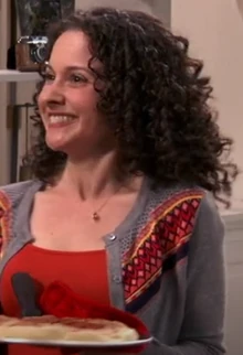 Mrs. Silverstein | Bella and the Bulldogs Wiki | Fandom