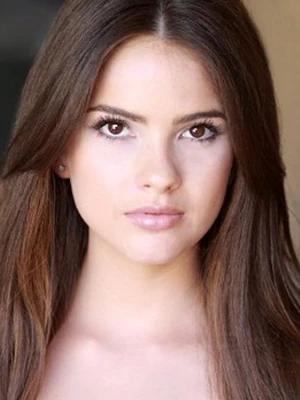 Clara Cullen | BellaNessieCullen Wiki | Fandom