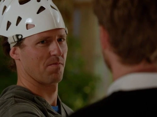 Pilot | Ben & Kate Wiki | Fandom