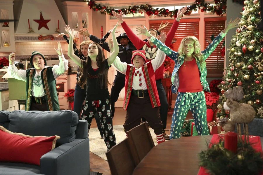 The Girls of Christmas Past | Best Friends Whenever Wiki | Fandom