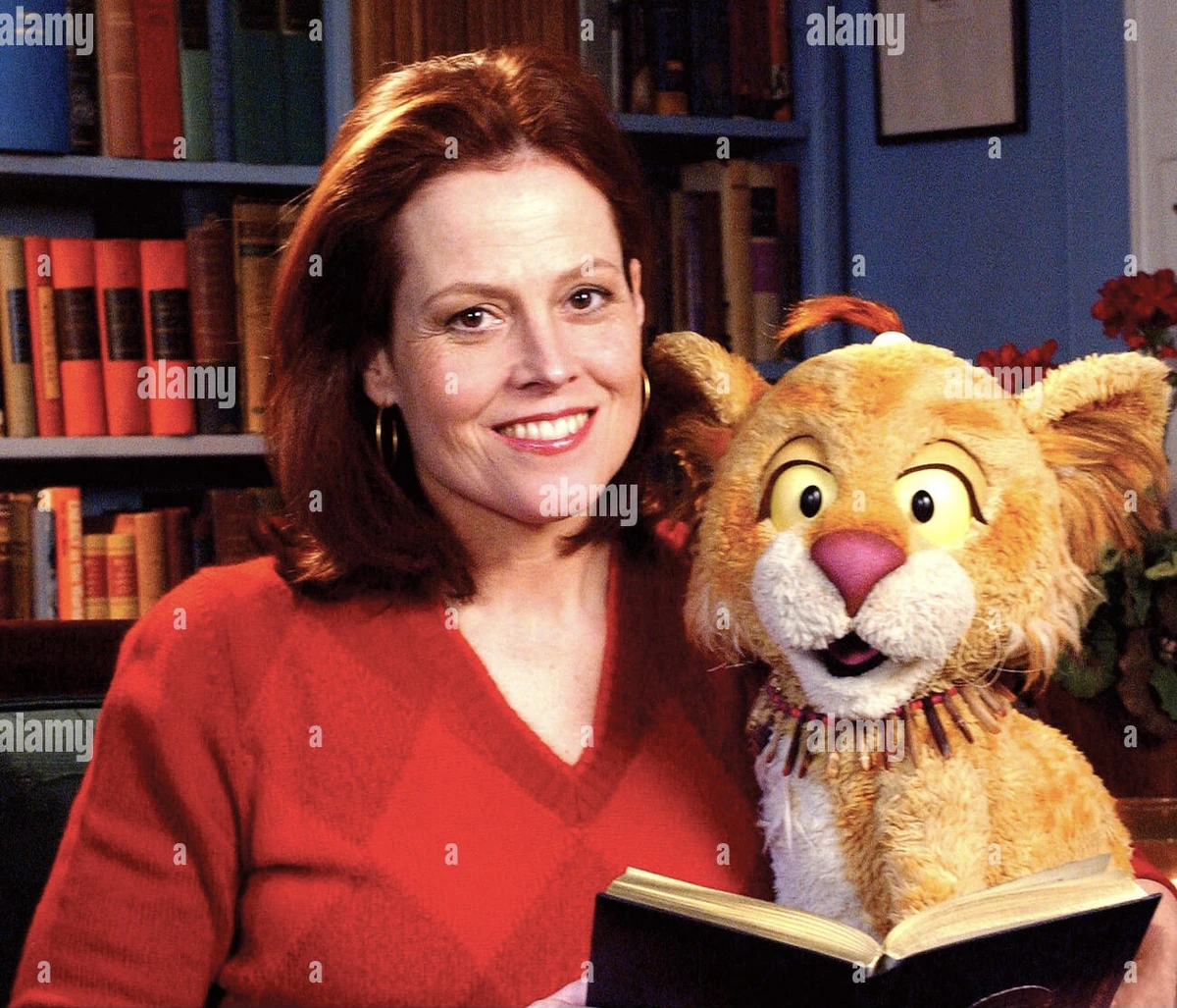 Sigourney Weaver | Between the Lions Wiki | Fandom