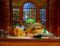 Episode 88: Cheesybreadville / Stolen Smells | Between the Lions Wiki ...