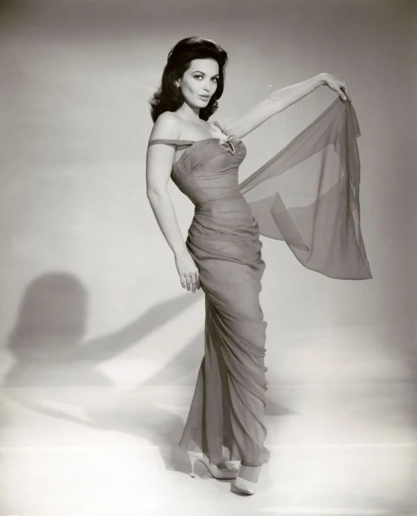 Lisa Seagram | Bewitched Wiki | Fandom