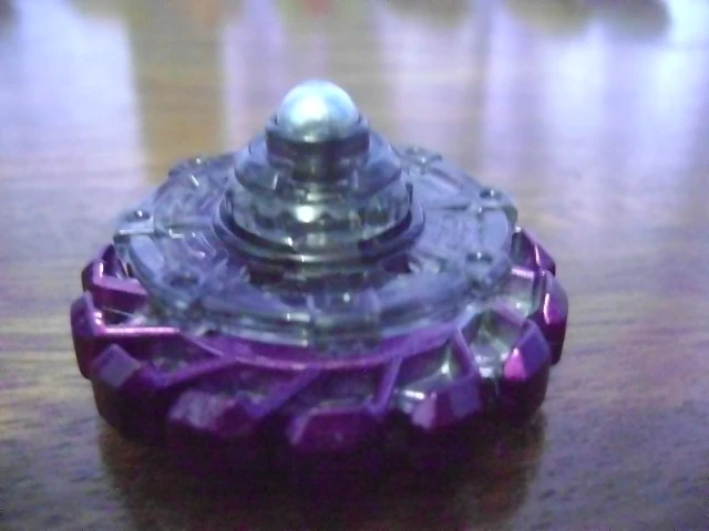 Beyblade Poison Zurafa