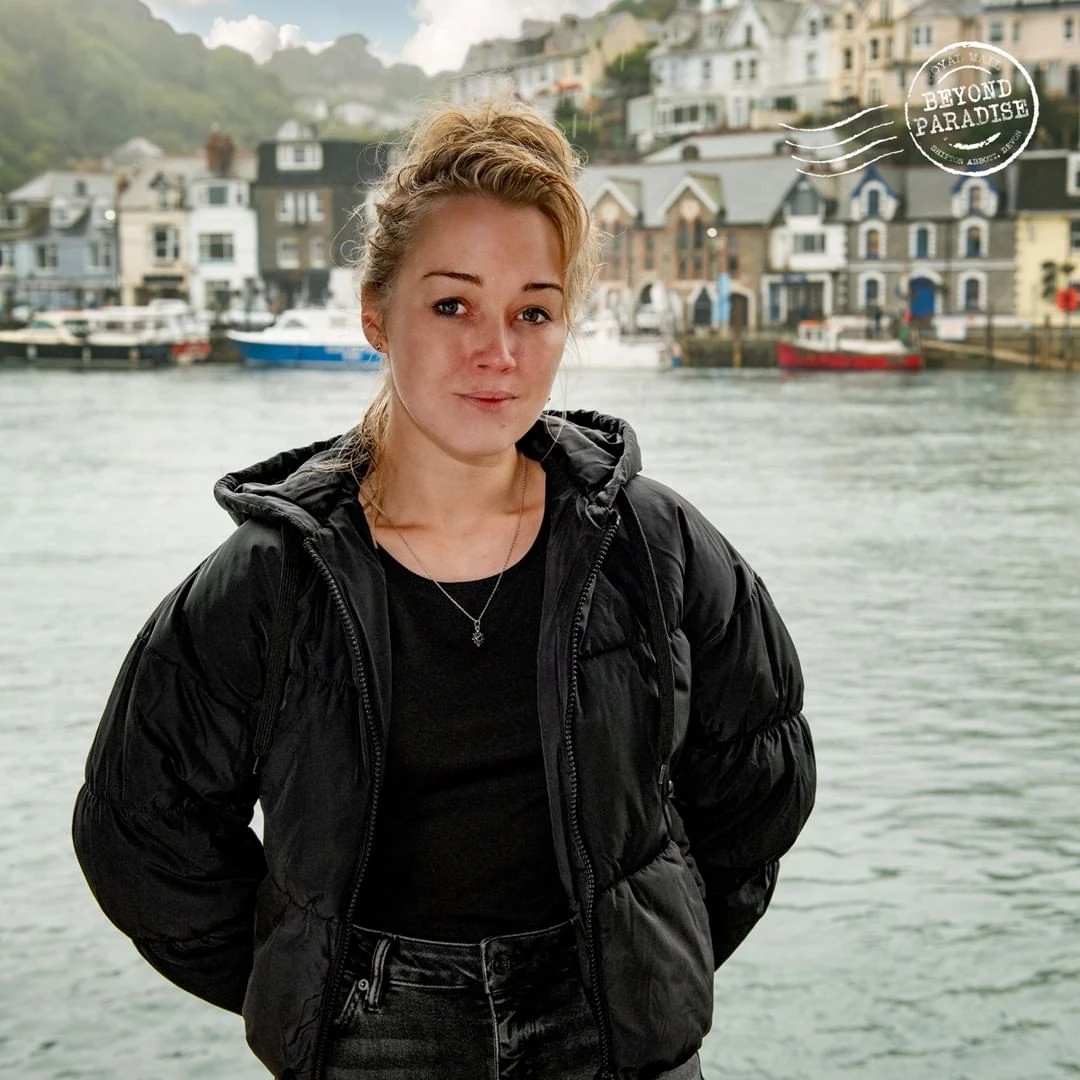 Hayley Collins | Beyond Paradise Wiki | Fandom