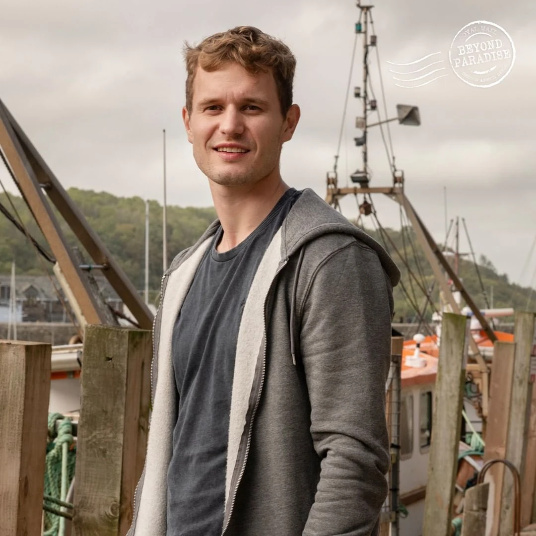 Josh Woods | Beyond Paradise Wiki | Fandom