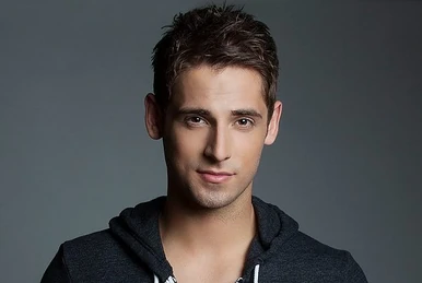 Toby Van Good Luck Charlie Echte Naam