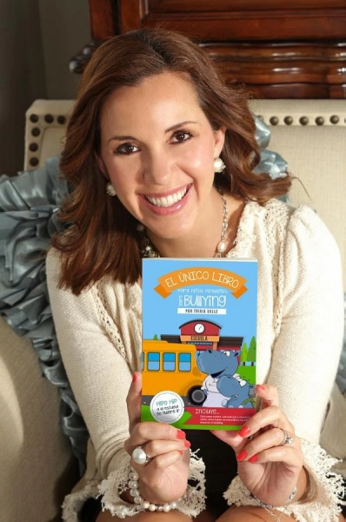 Trixia Valle | Biblioteca Virtual Fandom | Fandom