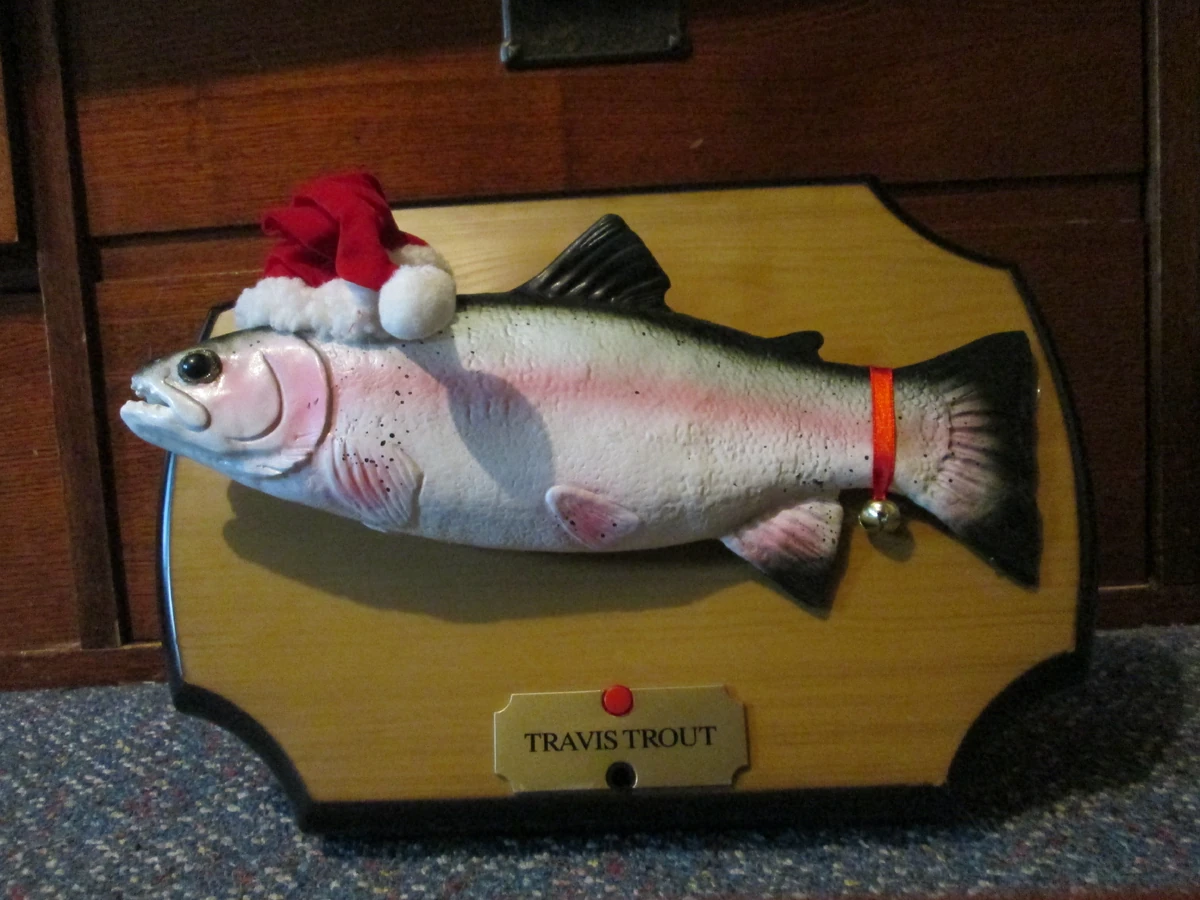 Travis Trout Christmas edition/Plaque version | Big mouth Billy Bass ...