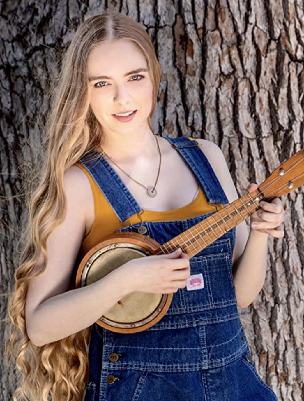 Darcy Rose Byrnes Amber