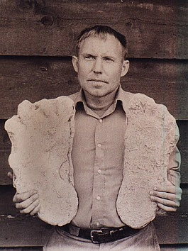 Rene Dahinden | Bigfoot Wiki | Fandom