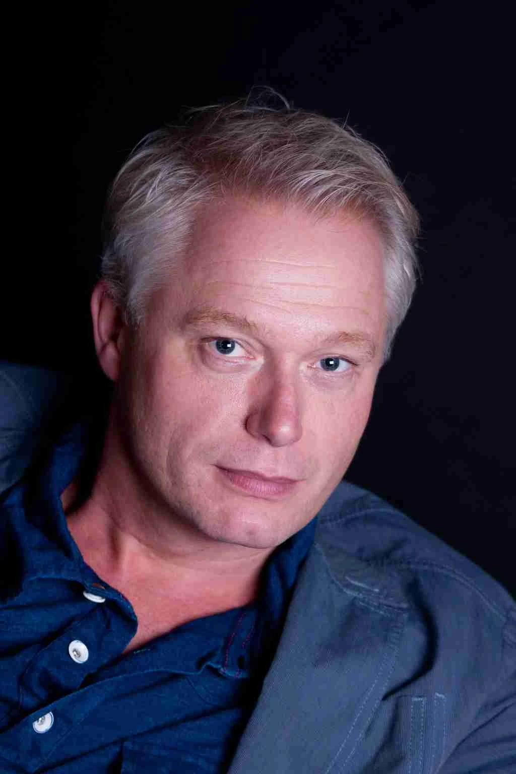 Louis van Beek | Big Idea Wiki | Fandom
