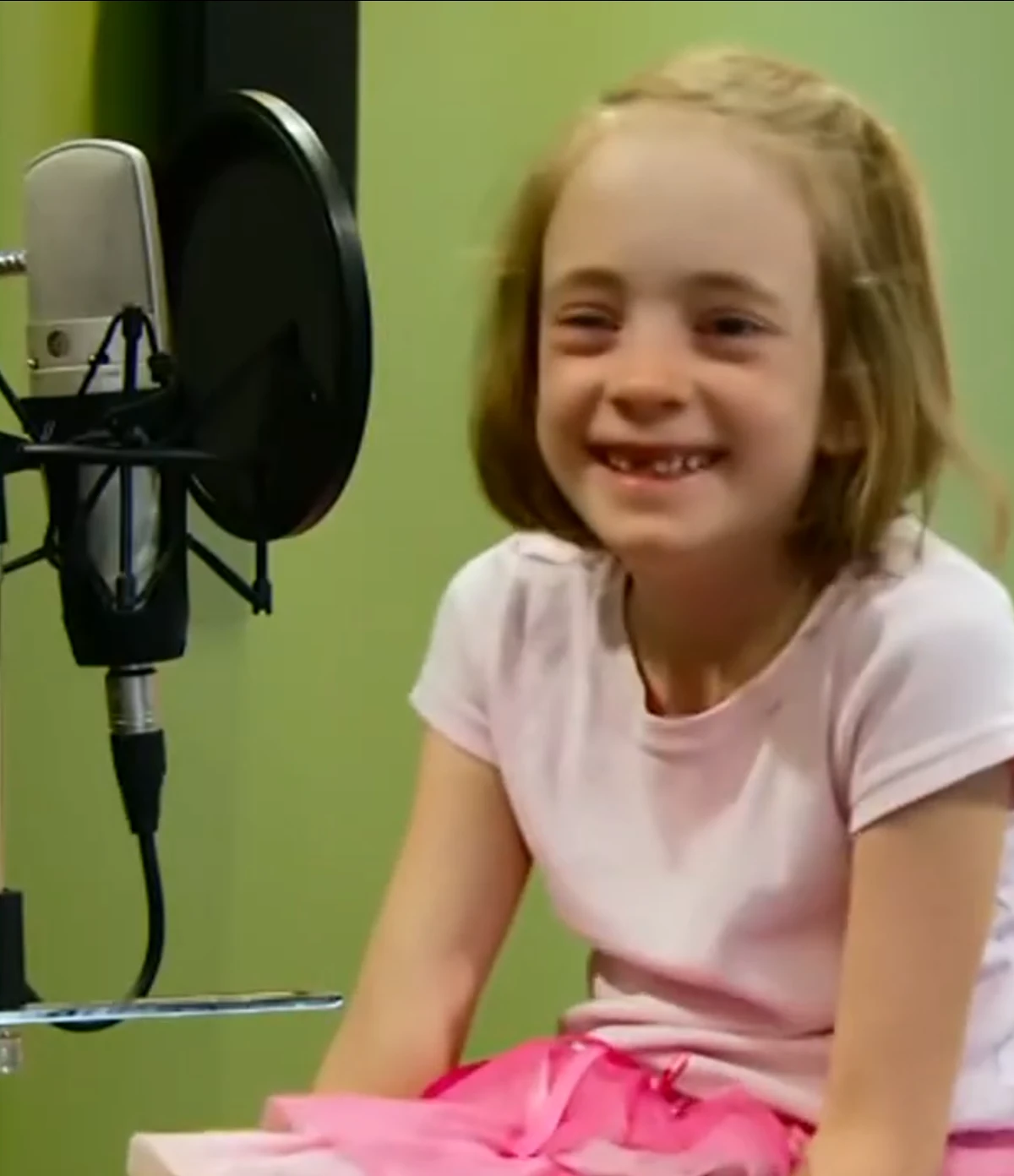 Maggie Roberts | Big Idea Wiki | Fandom