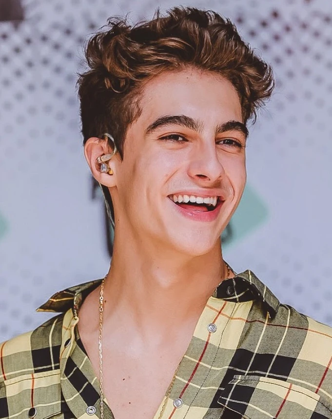 Lucas Burgatti | Artigos biográficos Wiki | Fandom