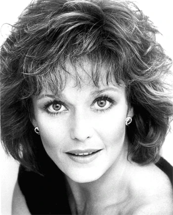 Lenore Kasdorf | The Bionic Wiki | Fandom