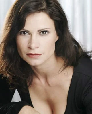 Top Jacqueline Samuda